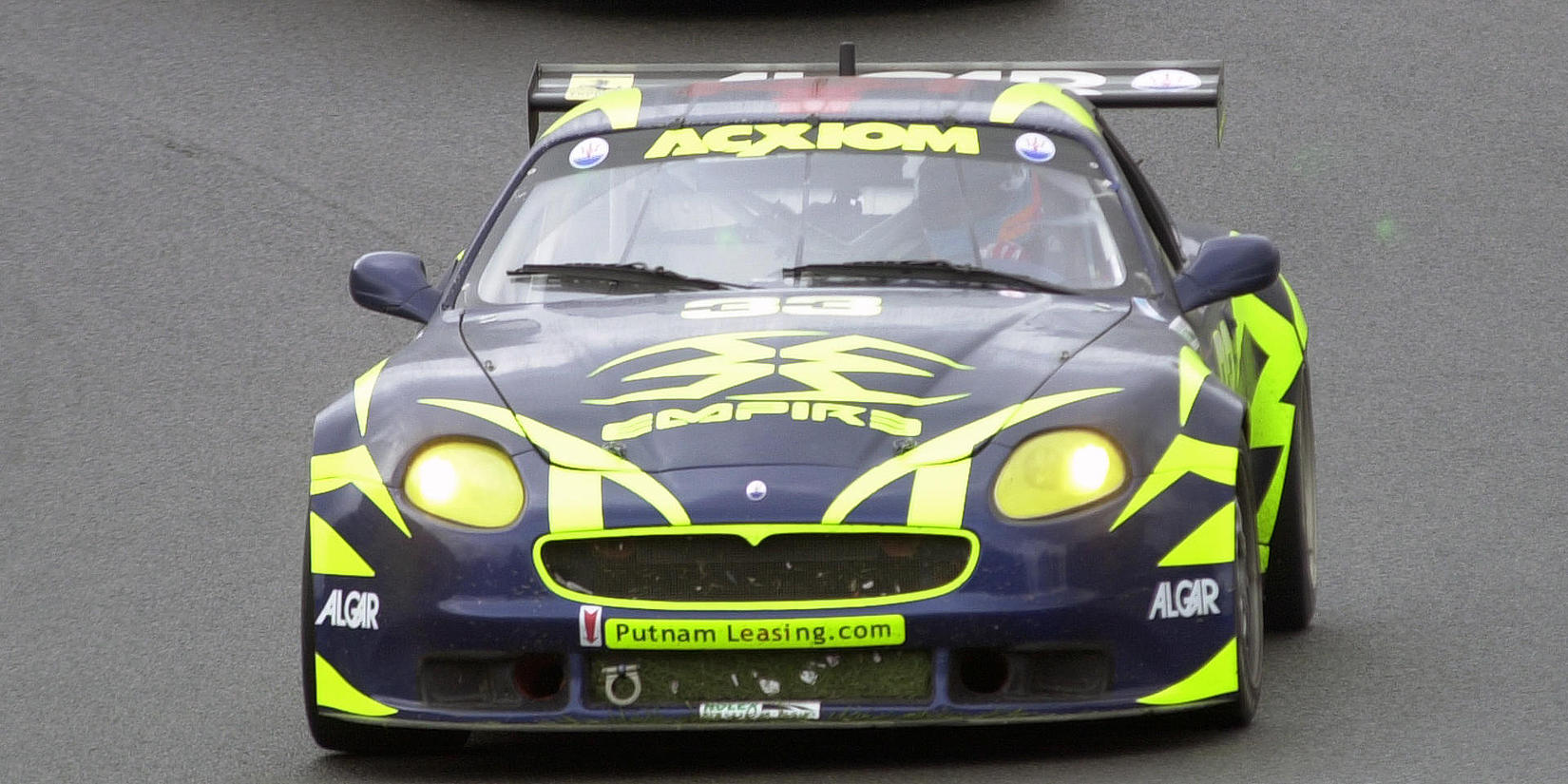 ORACAL® 6510 Fluorescent Cast: ORAFOL Europe